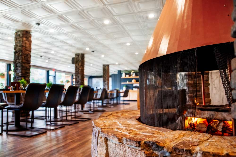 Waterton Restaurant - Lakeside Chophouse & Wine Bar
